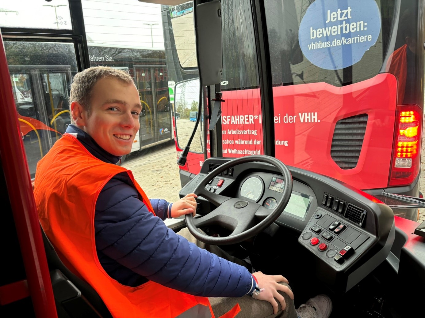 Kaufleute für Verkehrsservice zu Besuch bei vhh.mobility – BS 09